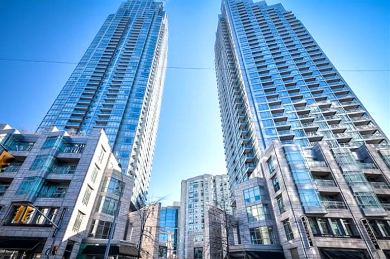 Impossible to miss: the tallest skyscrapers in Toronto - toronto-future.com