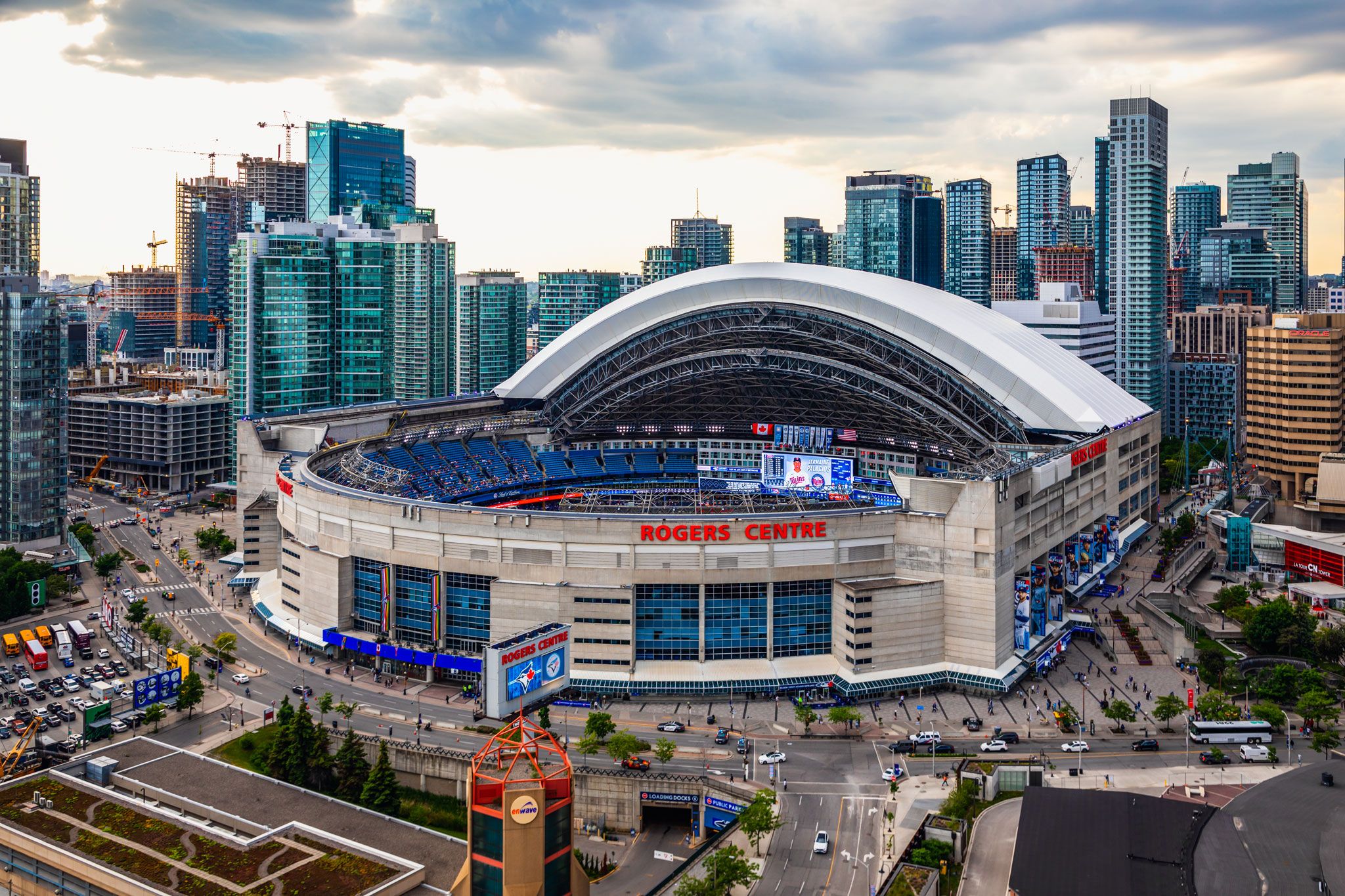 The History of Rogers Centre: A Stadium with a Retreatable Roof in ...